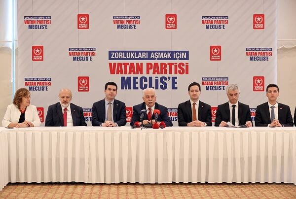 Perinçek, Vatan Partisinin seçim bildirgesini İstanbul'da açıkladı Perinçek, Vatan Partisinin seçim bildirgesini İstanbul'da açıkladı